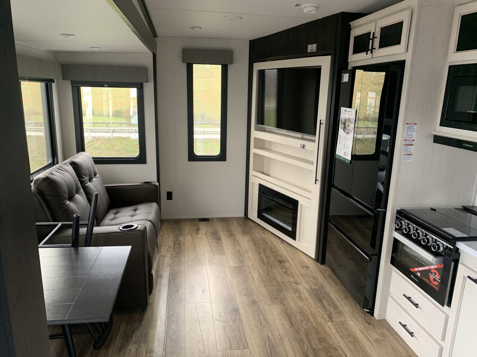 2025 FOREST RIVER SABRE 25RLS 5TH WHEEL | Roy's RV Supercenter in West ...