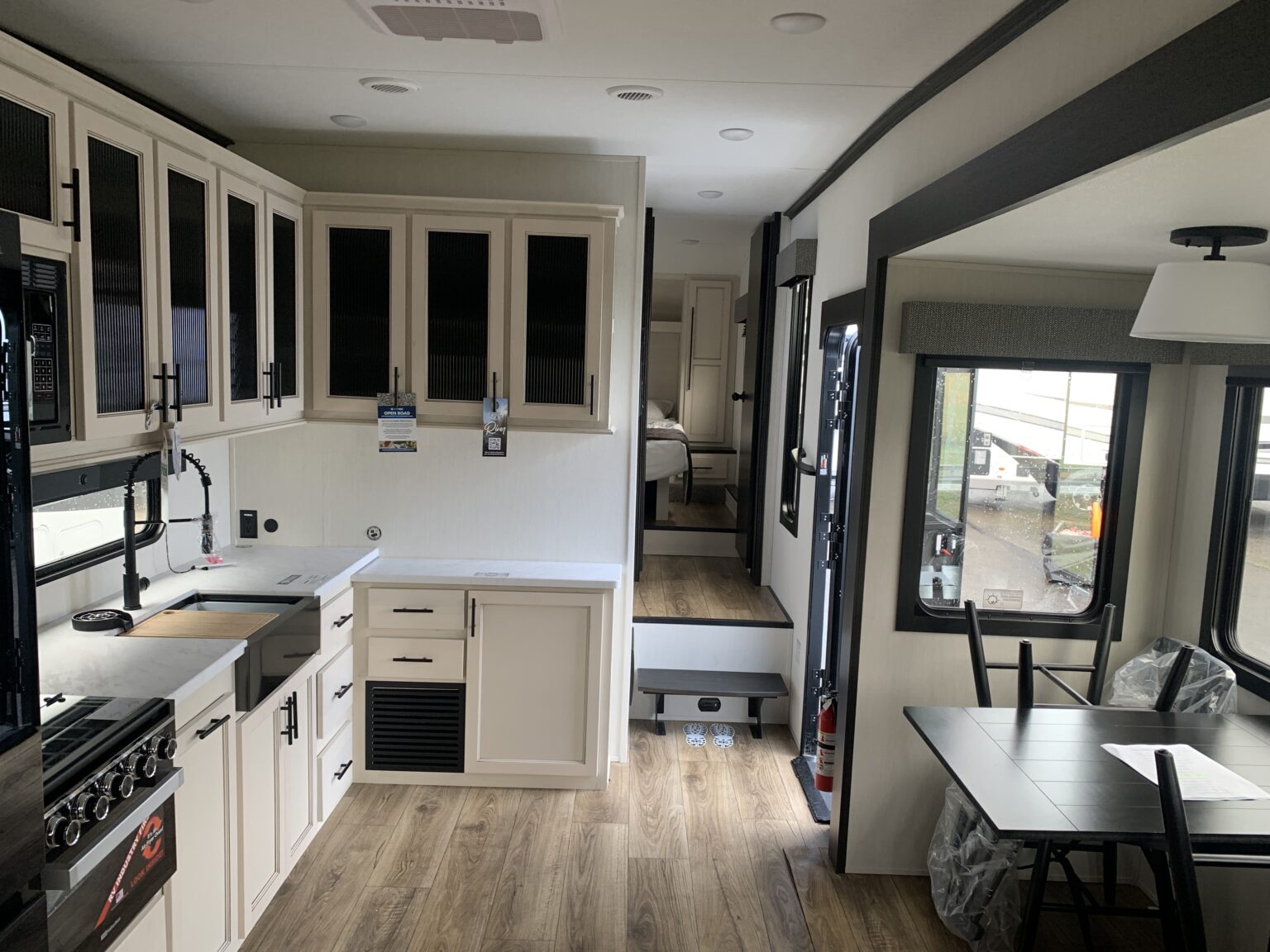 2025 FOREST RIVER SABRE 25RLS 5TH WHEEL | Roy's RV Supercenter in West ...