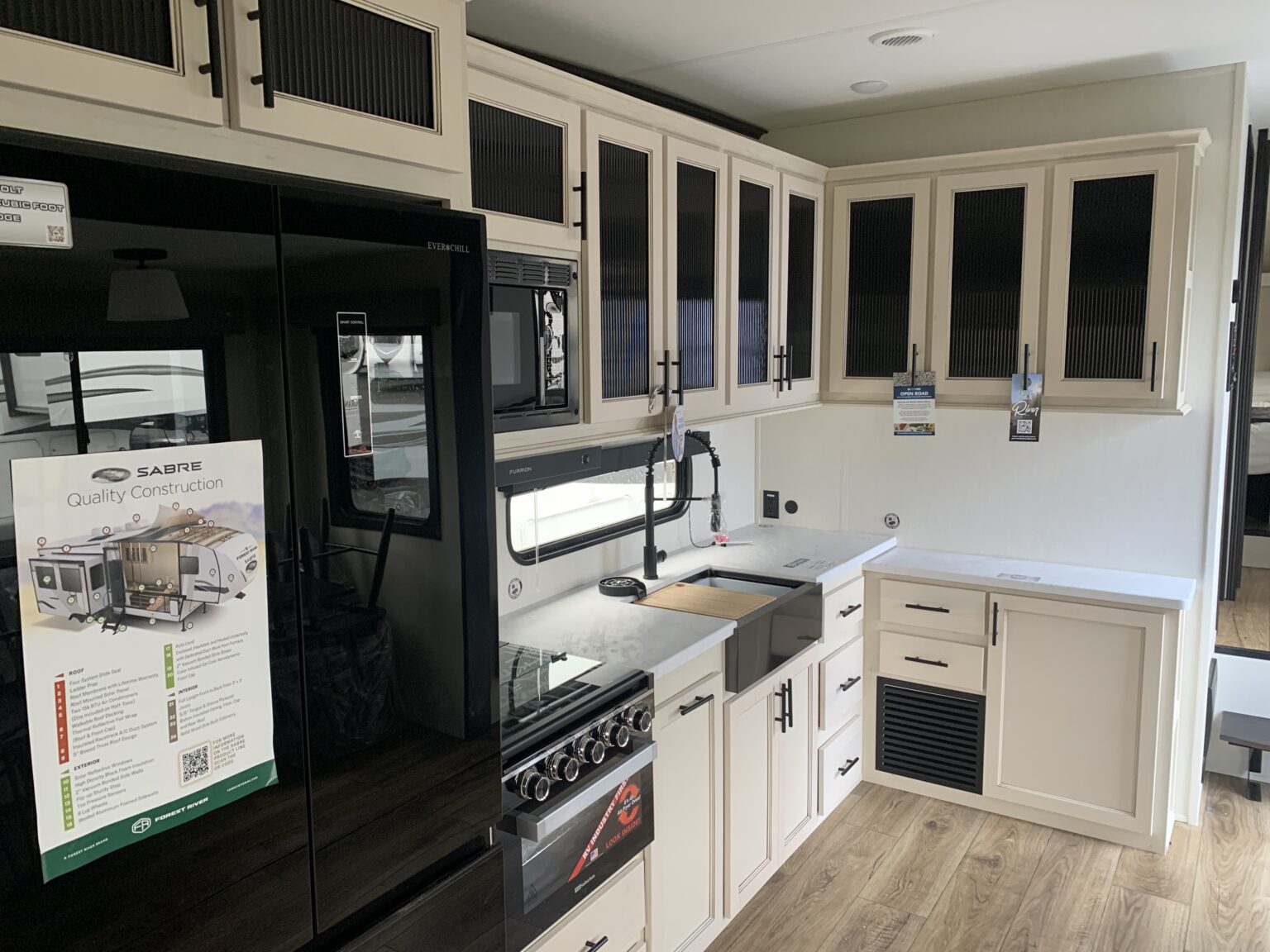 2025 FOREST RIVER SABRE 25RLS 5TH WHEEL | Roy's RV Supercenter in West ...