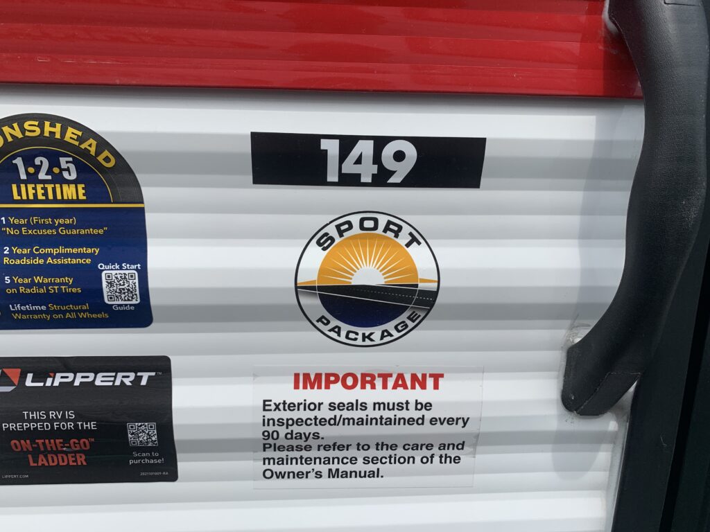 2024 SUNSET PARK RV SUNRAY 149 (RED/WHITE) CLASSIC | Roy's RV ...