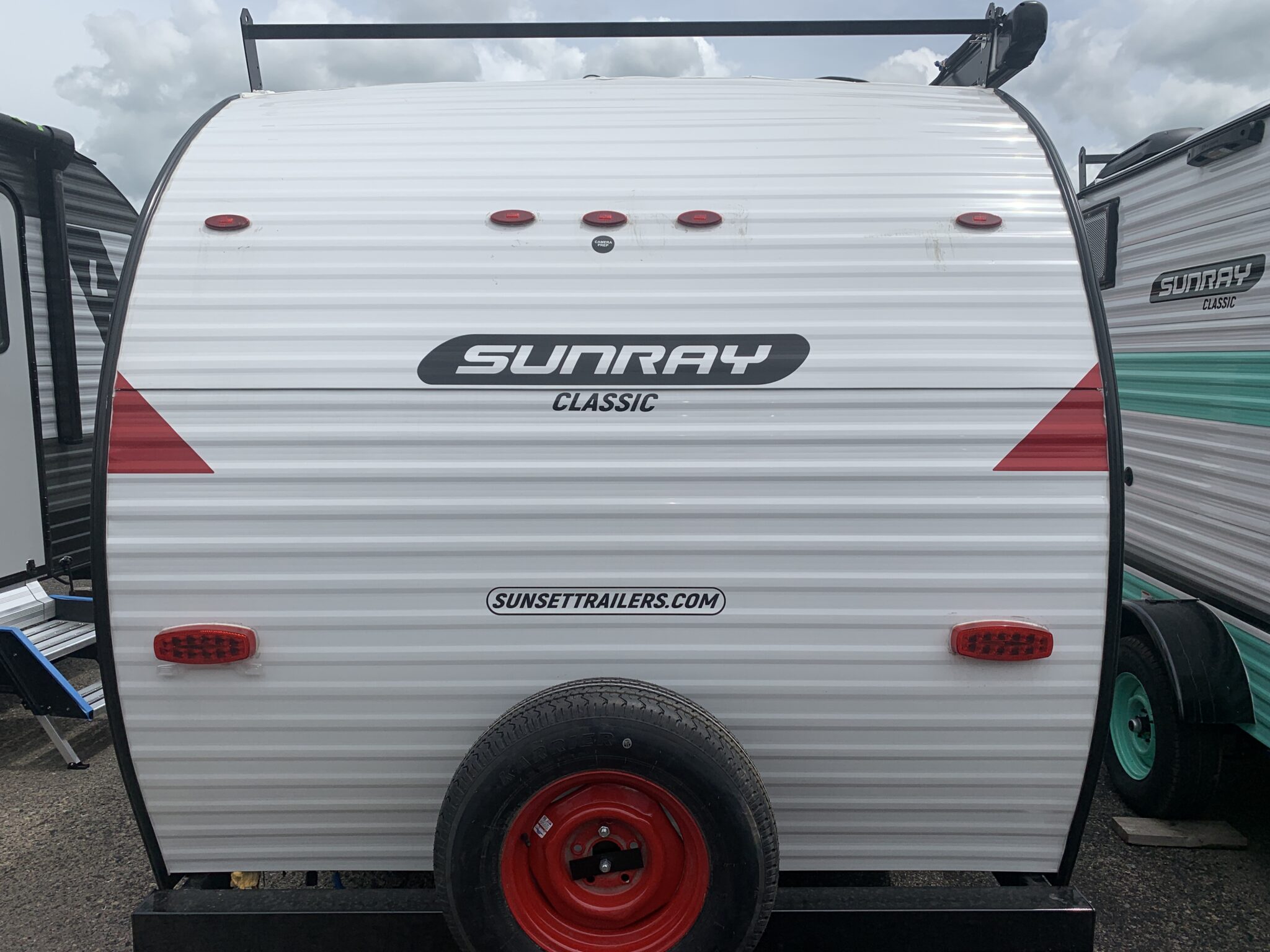 2024 SUNSET PARK RV SUNRAY 149 (RED/WHITE) CLASSIC | Roy's RV ...