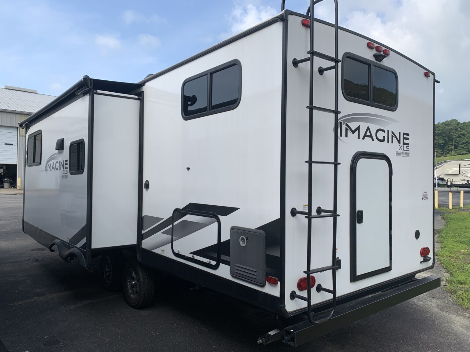 2023 GRAND DESIGN IMAGINE 25BHE | Roy's RV Supercenter in West Virginia
