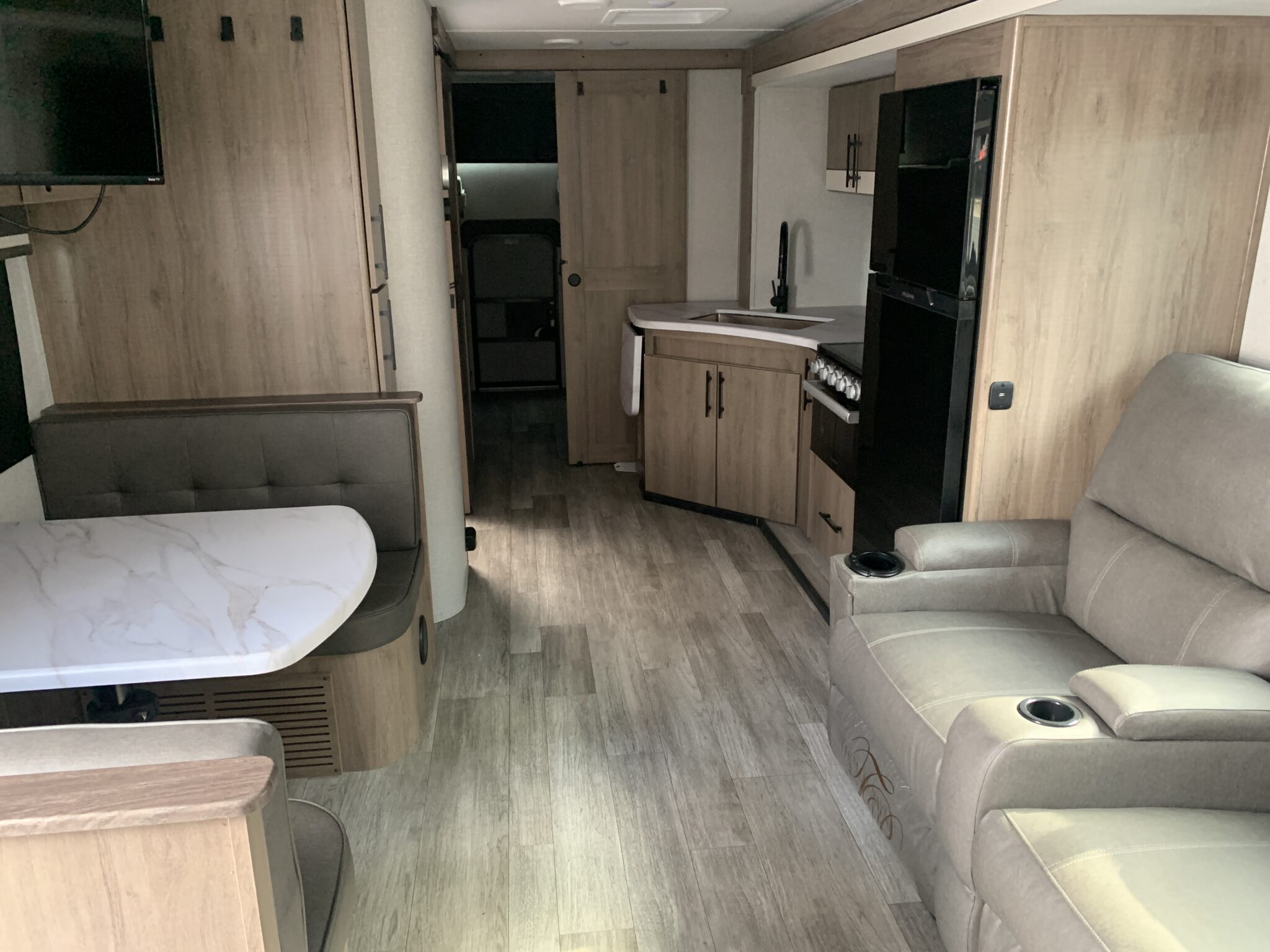 2023 GRAND DESIGN IMAGINE 25BHE | Roy's RV Supercenter in West Virginia